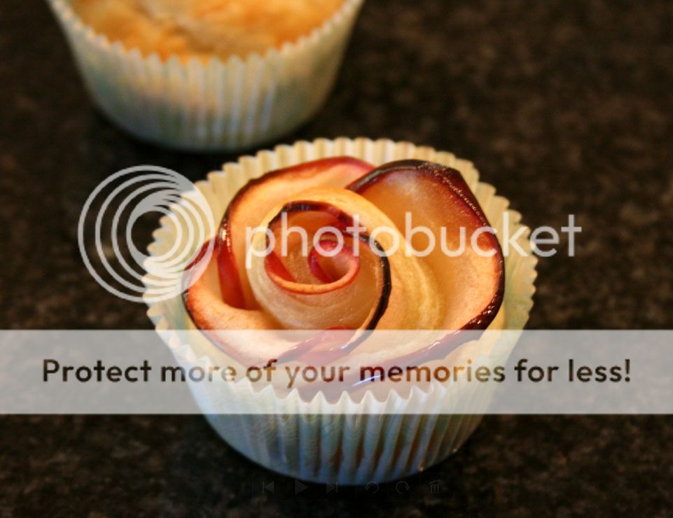 Apple Rose Pastries | Thursday Tea